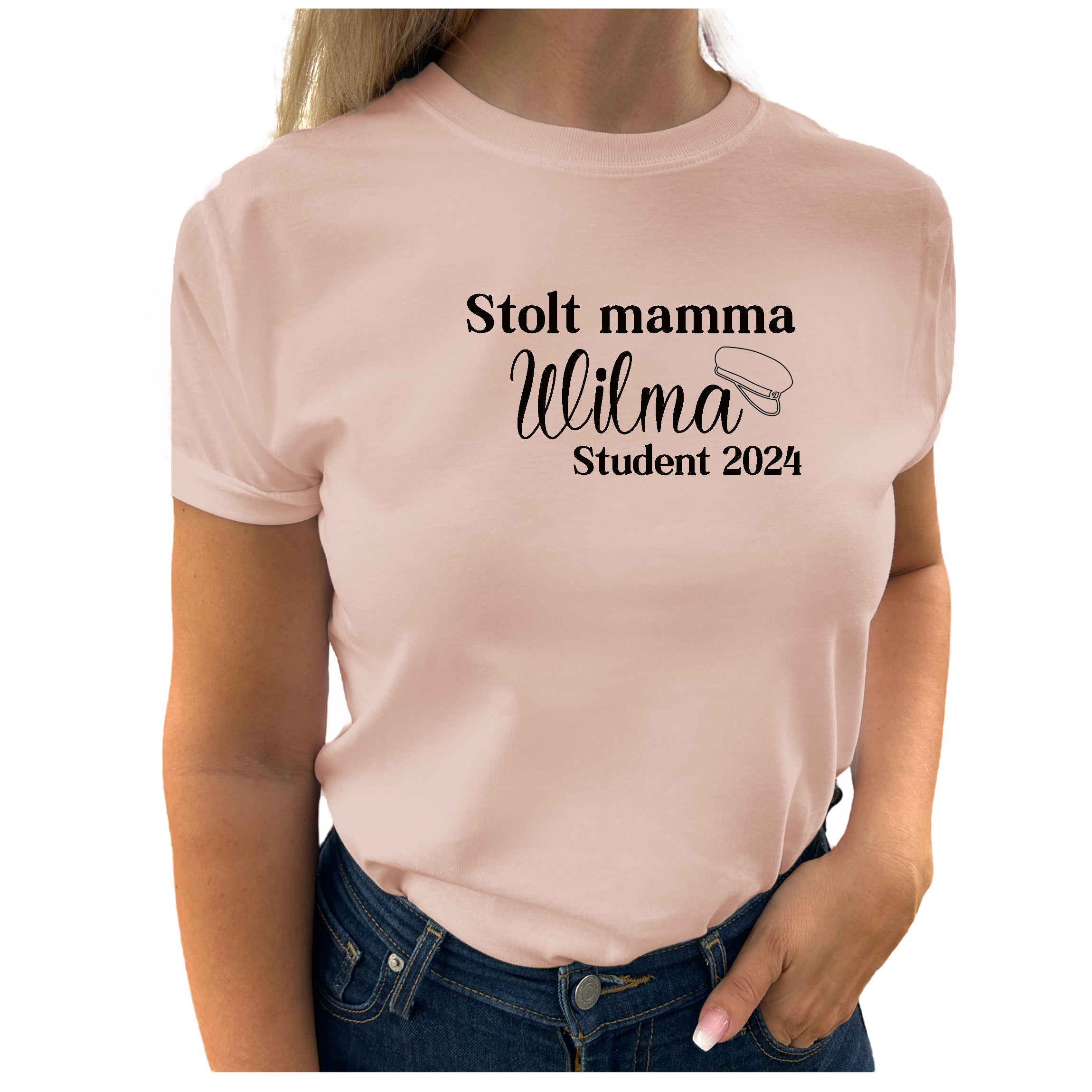 Stolt Mamma Student med Namn T-shirt – Lovely Text